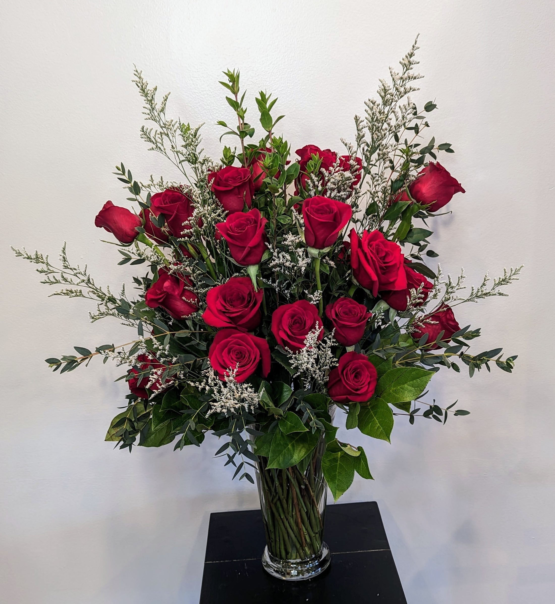 Red Rose Arrangement – Clarksville Flower Station